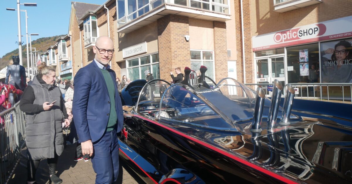 Viva Port Talbot’s Superhero Day - Stephen Kinnock - Labour MP for ...