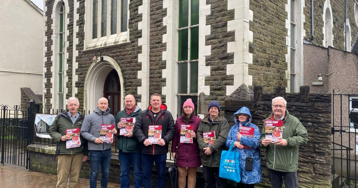 Doorknocking for Gareth Rice in Briton Ferry East - Stephen Kinnock ...