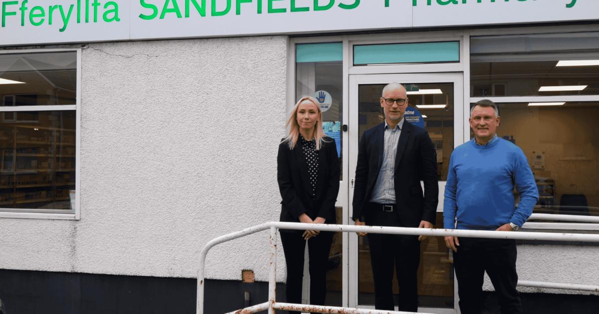 Visit to Sandfields Pharmacy - Stephen Kinnock - Labour MP for Aberafan ...